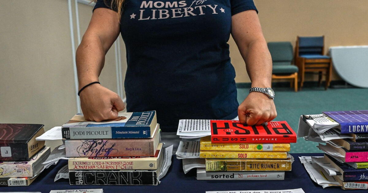 Watch New report looks at changing face of U.S. extremist groups | PBS ...