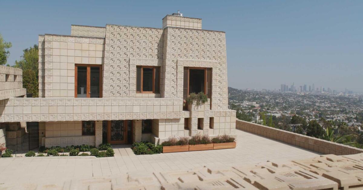 Watch A Walk Through the 'Blade Runner' House | Artbound | PBS SoCal